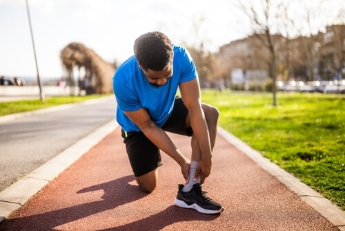 Peesontsteking enkel: symptomen & behandeling | Podobrace